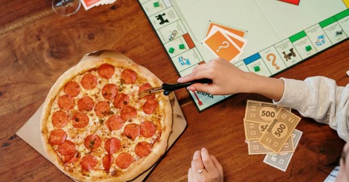 Board Games and Pizza Night - Campus Living Villages