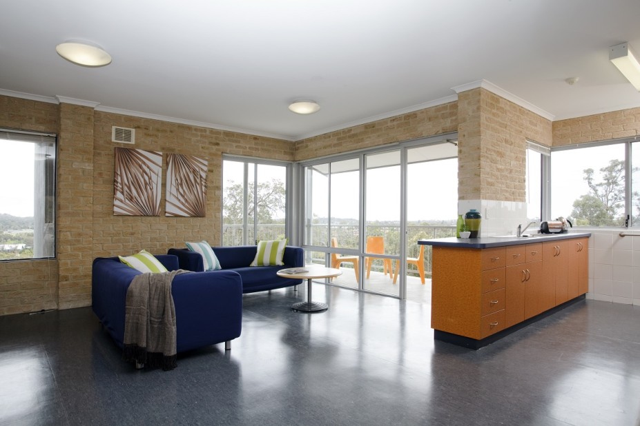 Shared Apartment - Campus Living Villages